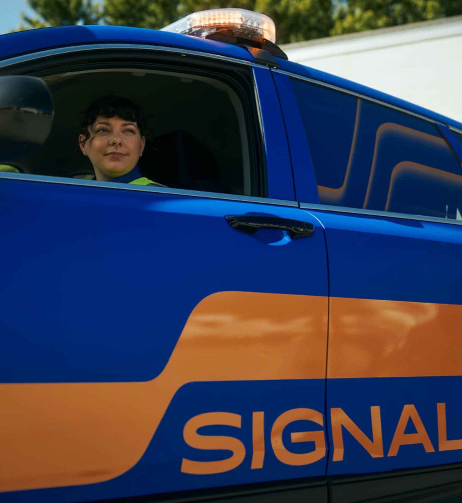 Signal Franchise | Security Support, Technology and Training